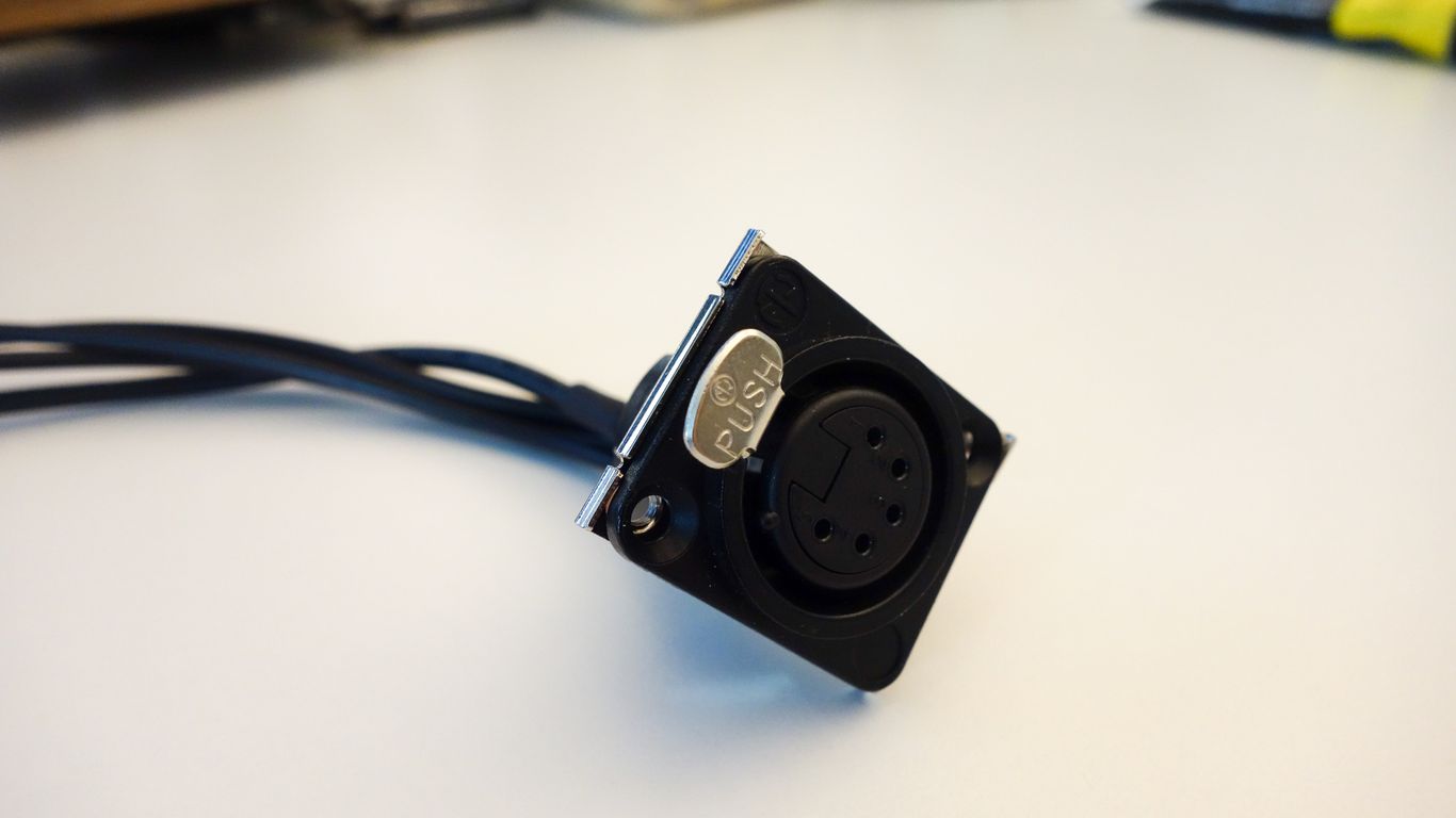dev-eth0.de - DIY Power and USB Supply for external Radiator